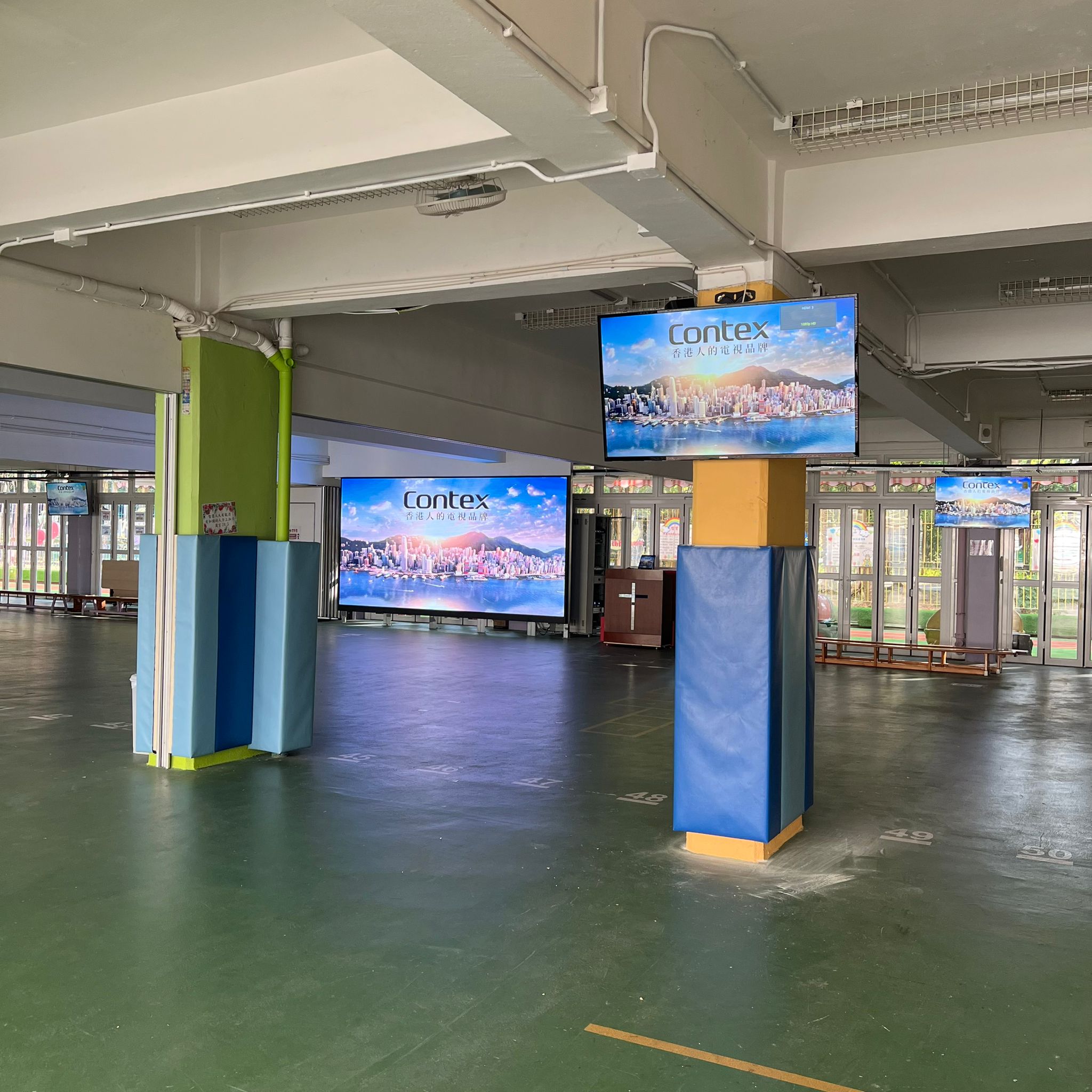 有蓋操場LED Wall及電視安裝設計示範｜Contex Digital 香港